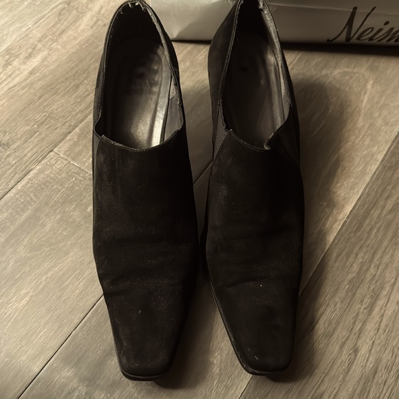 Donald J. Pliner | Shoes | Vintage Stuart Weitzman Black Suede Heel ...